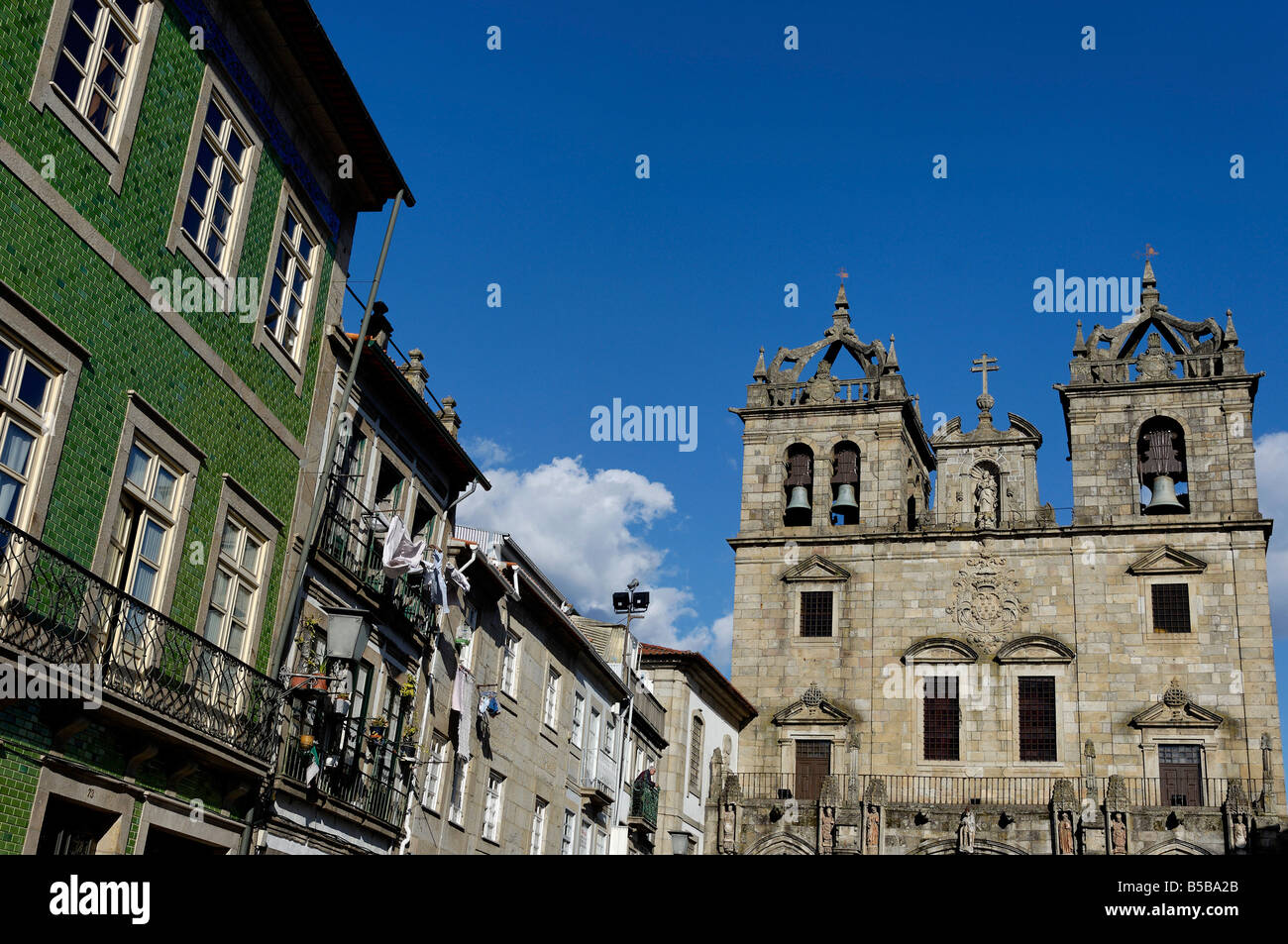 Portugal cathedral braga hi-res stock photography and images - Alamy