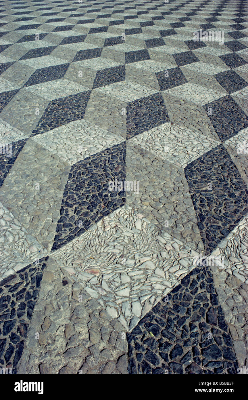 Tessallated pavement design from basalt marble and limestone Praca de ...