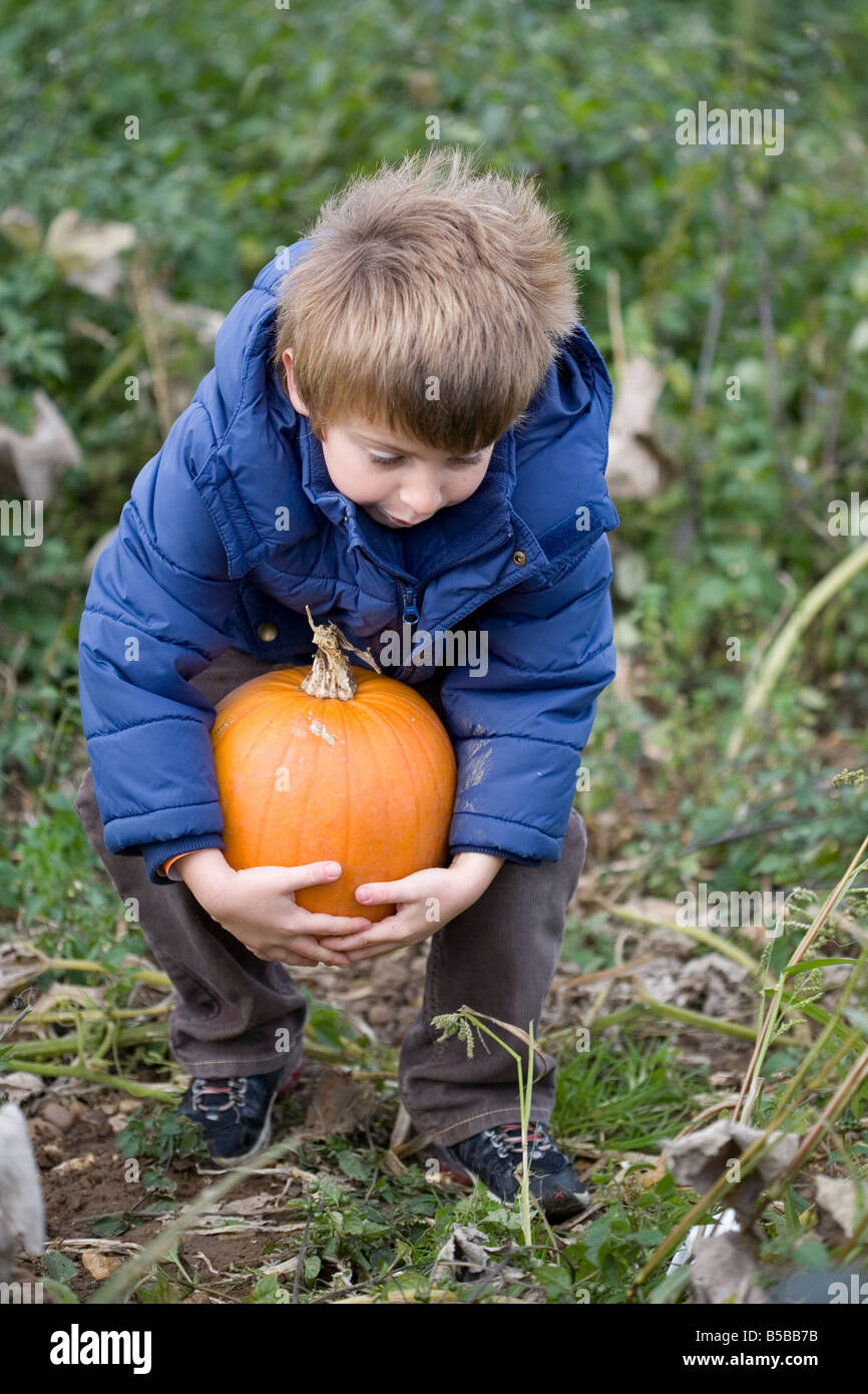 Heavy trick hi-res stock photography and images - Alamy