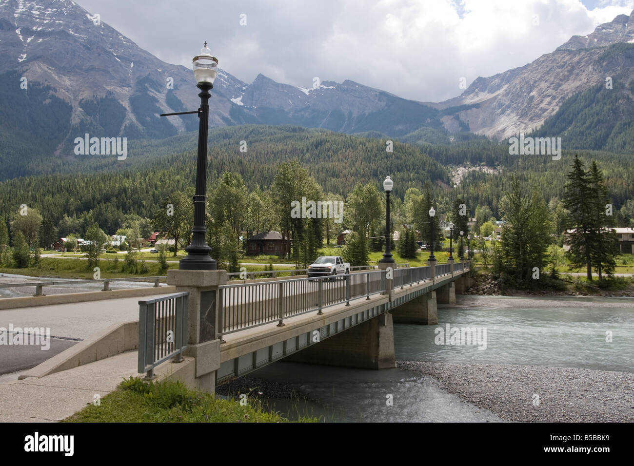 Field town british columbia hi-res stock photography and images - Alamy