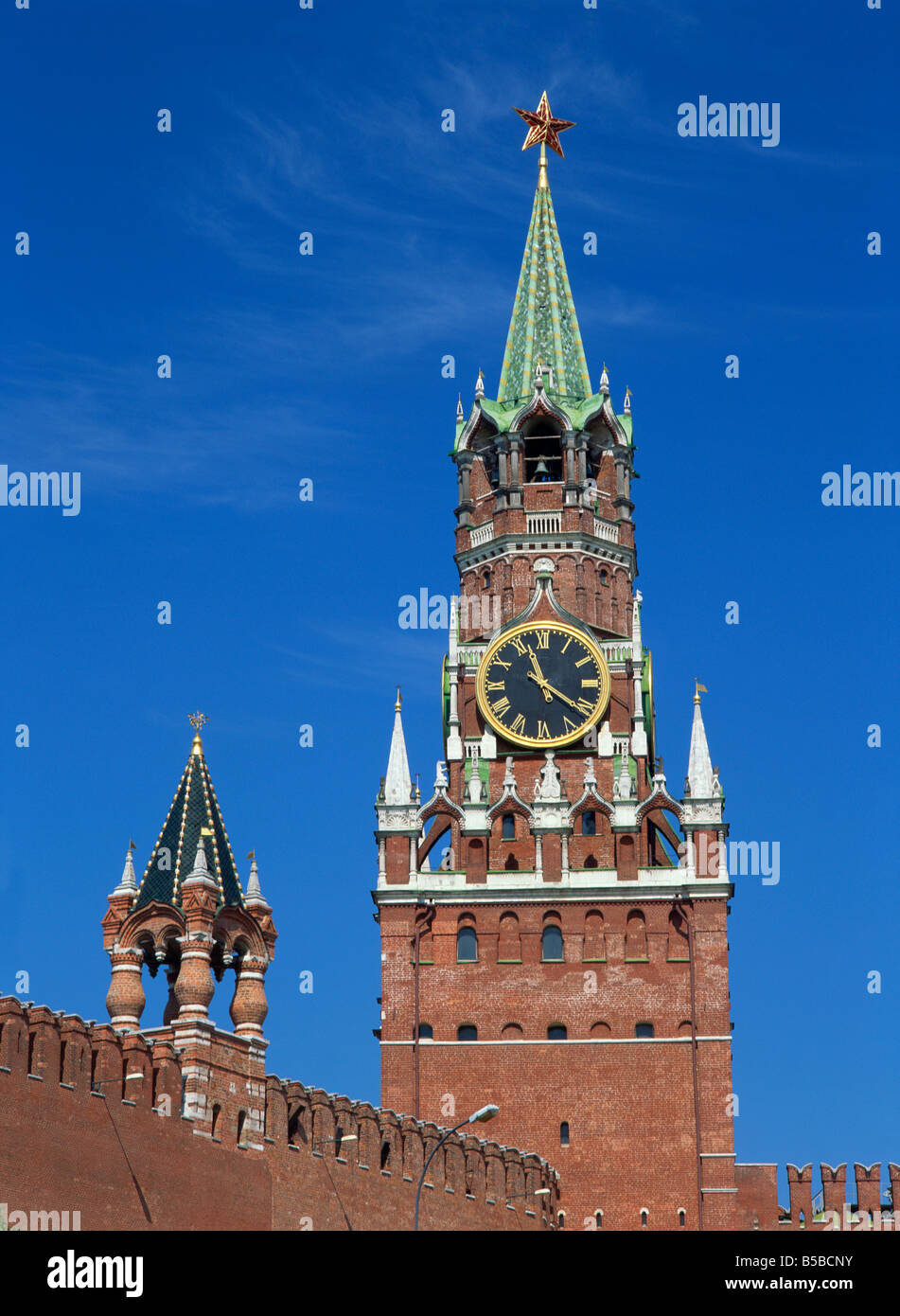 The Spasky Tower and clock in Red Square Moscow Russia Europe Stock ...
