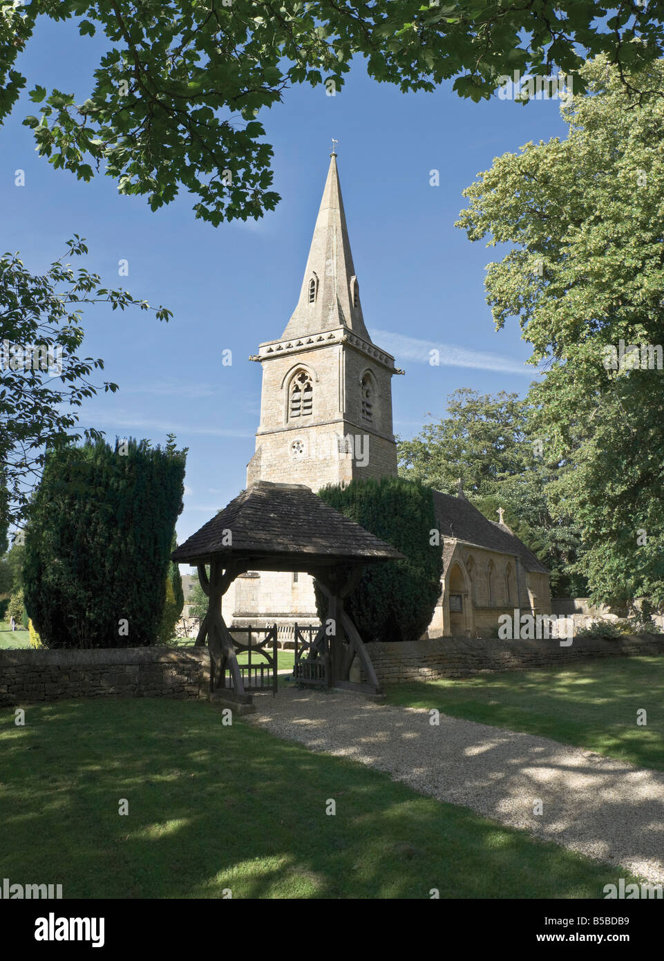 The church at Lower Slaughter village Gloucestershire The Cotswolds ...