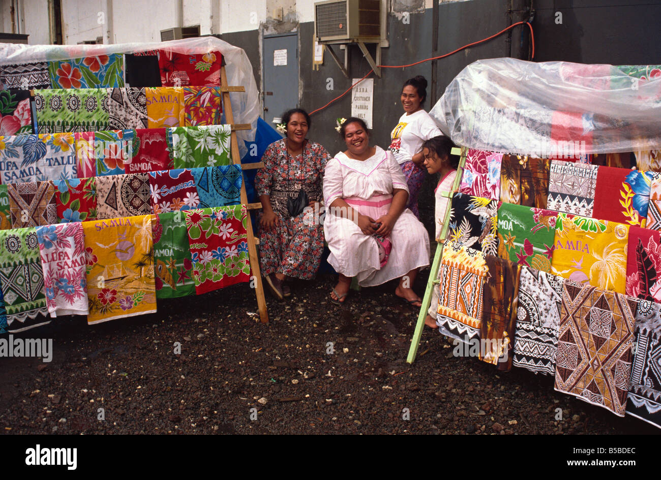 Vendors with printed cotton fabrics Pago Pago U S Samoa Pacific Islands ...