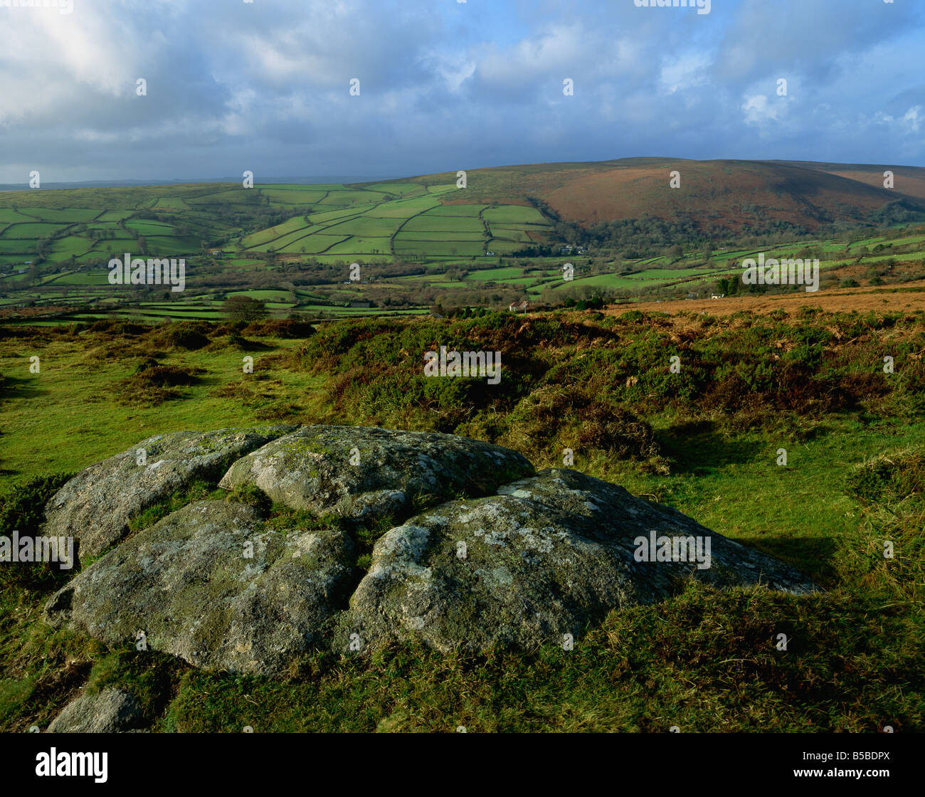 England towards the moors of dartmoor national park hi-res stock ...