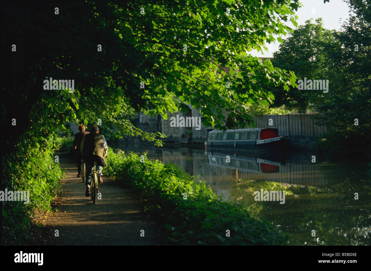 Kennet and Avon Canal, Bath, Avon, England, Europe Stock Photo - Alamy