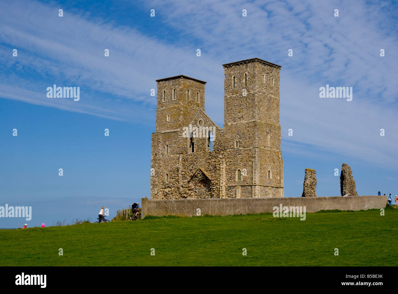Reculver Towers, Herne Bay, Kent, England, Europe Stock Photo - Alamy