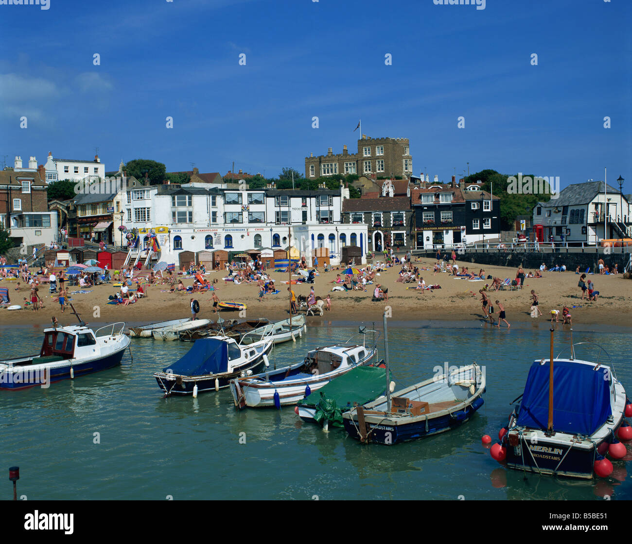 Broadstairs kent england hi-res stock photography and images - Alamy