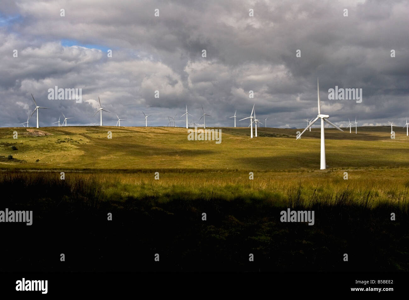 Fiber fiberglass turbine blades generators hi-res stock photography and ...