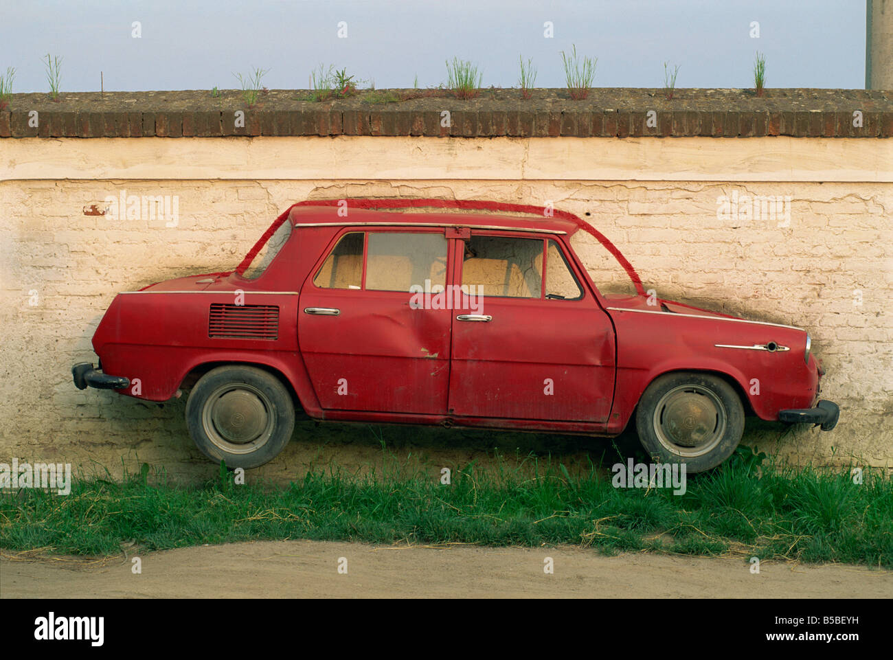 Half car hi-res stock photography and images - Alamy