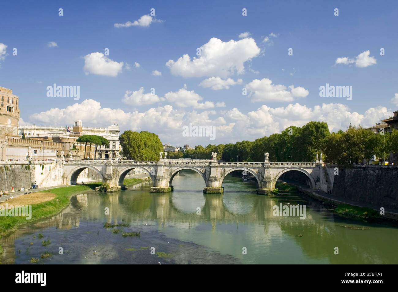 Italy Older bridge and Rome river Stock Photo - Alamy