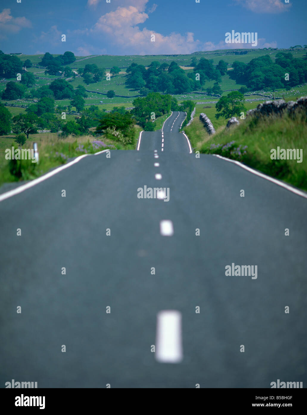 Undulating road hi-res stock photography and images - Alamy