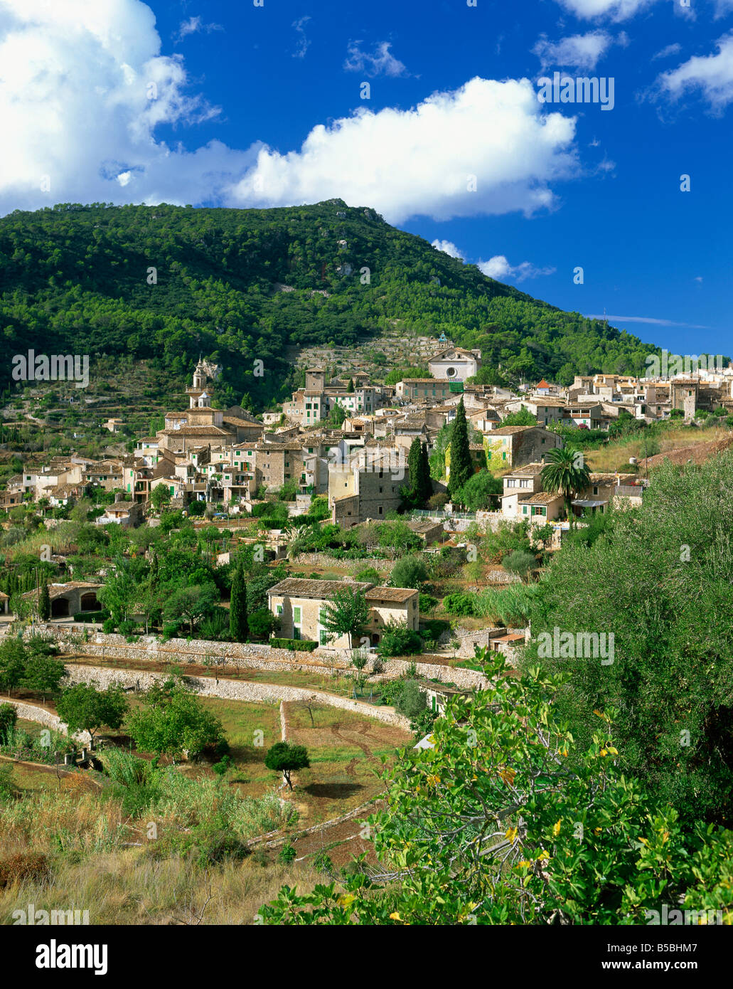 Majorca villages hi-res stock photography and images - Alamy