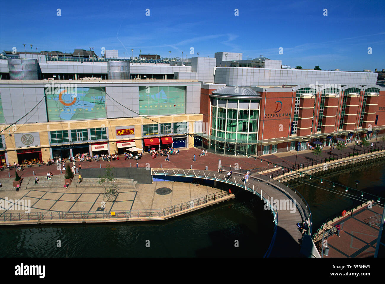 The Oracle shopping complex with curved footbridge over River Kennet ...