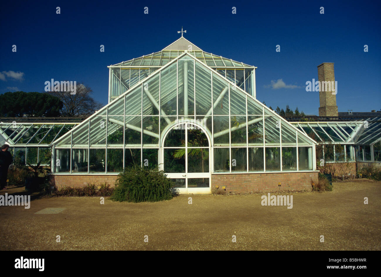 Cambridge university botanical gardens hi-res stock photography and ...