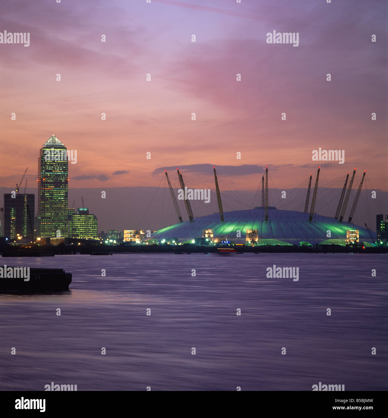 Millennium dome hi-res stock photography and images - Alamy