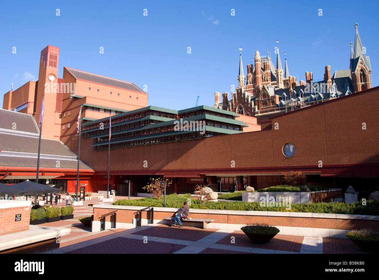 St Pancras Library High Resolution Stock Photography and Images - Alamy