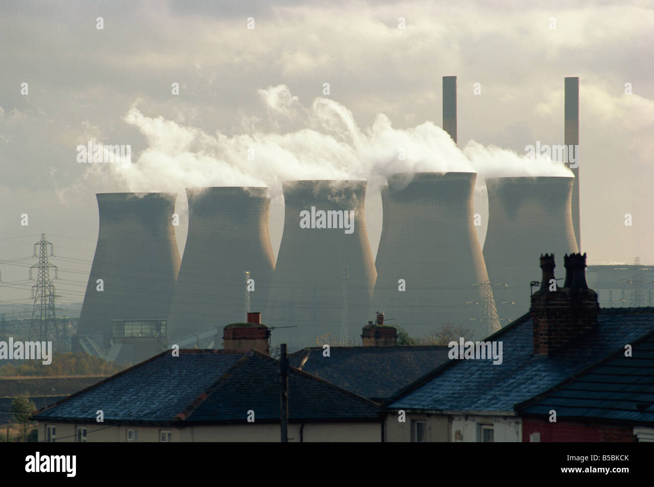 Ferrybridge Power Station, North Yorkshire, England, Europe Stock Photo ...