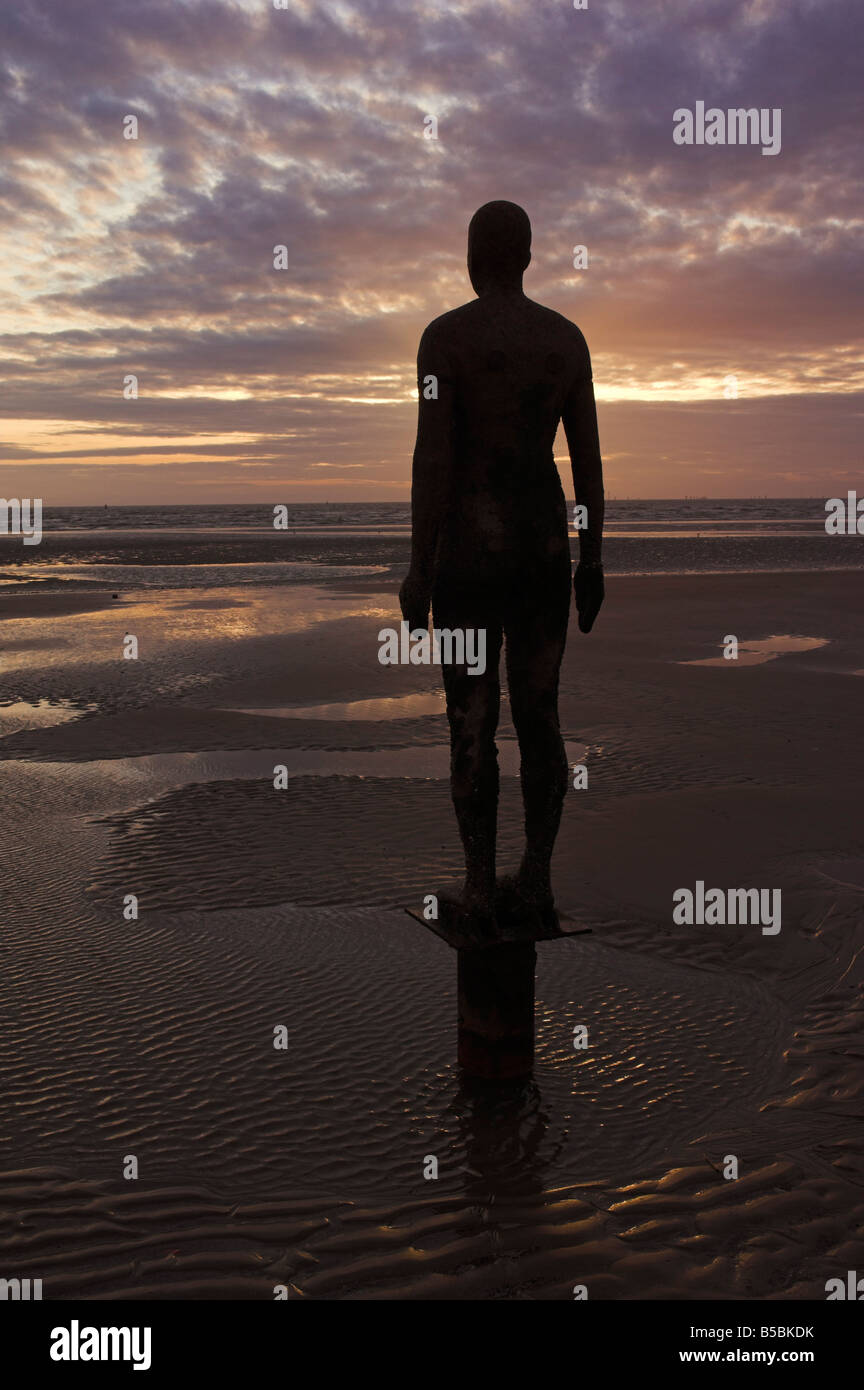 Another Place statues by artist Antony Gormley on Crosby beach ...