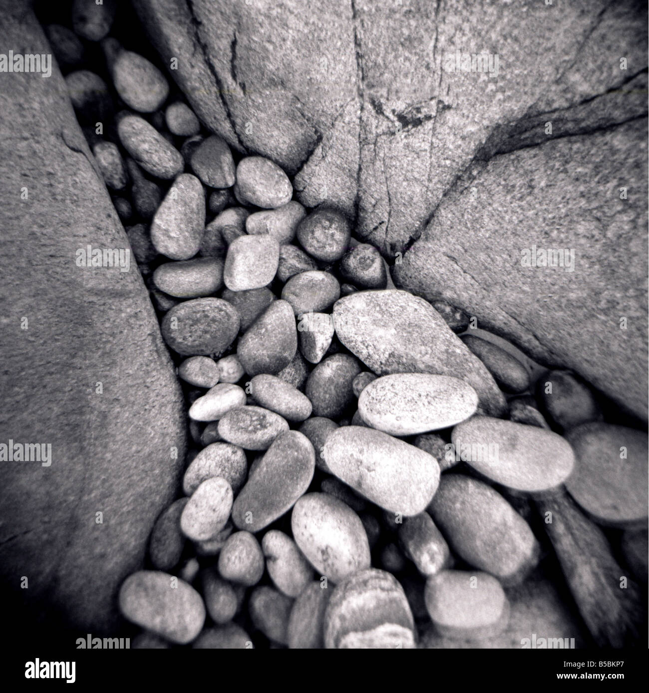 Trapped between rocks hi-res stock photography and images - Alamy