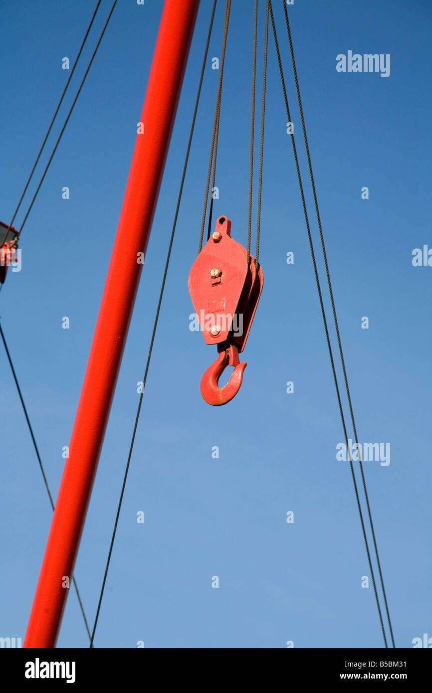 Cable hook hi-res stock photography and images - Alamy