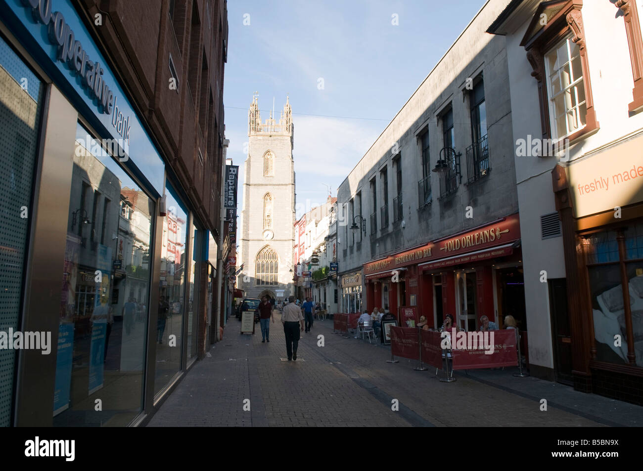 Cardiff church street hi-res stock photography and images - Alamy