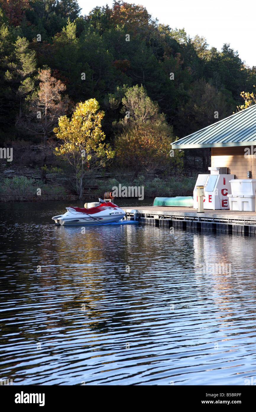 The marina at the Chalet on the Lake hotel located on Table Rock Lake ...
