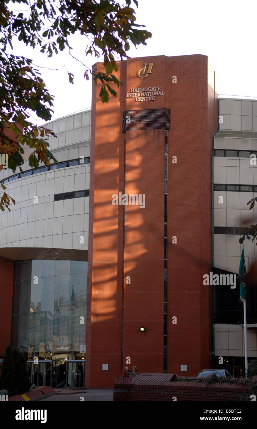 Harrogate conference centre hi-res stock photography and images - Alamy