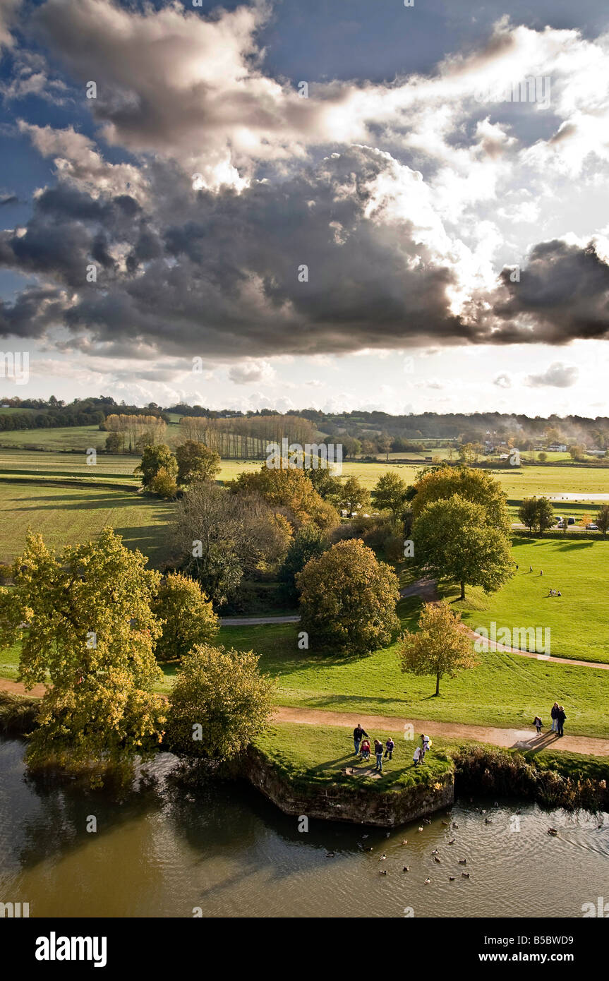 English landscape parkland park countryside rural walk hi-res stock ...