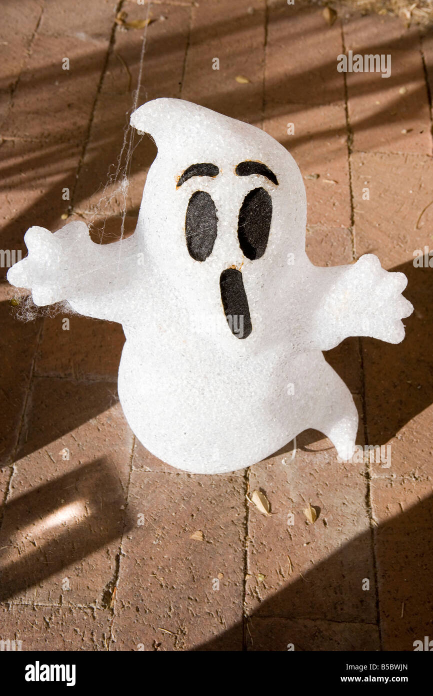 Ghost hi-res stock photography and images - Alamy