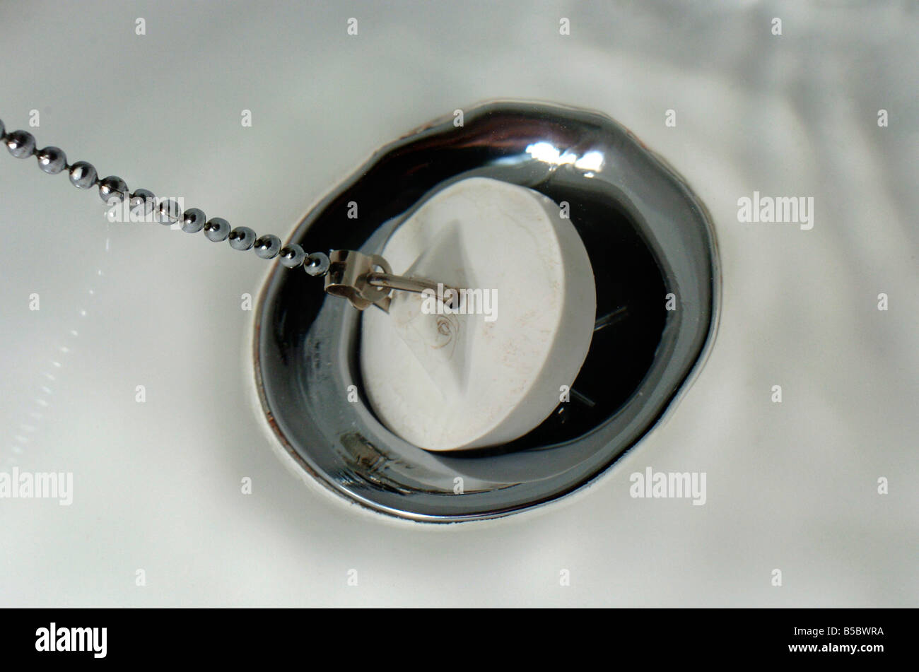 Pulling the plug hi-res stock photography and images - Alamy