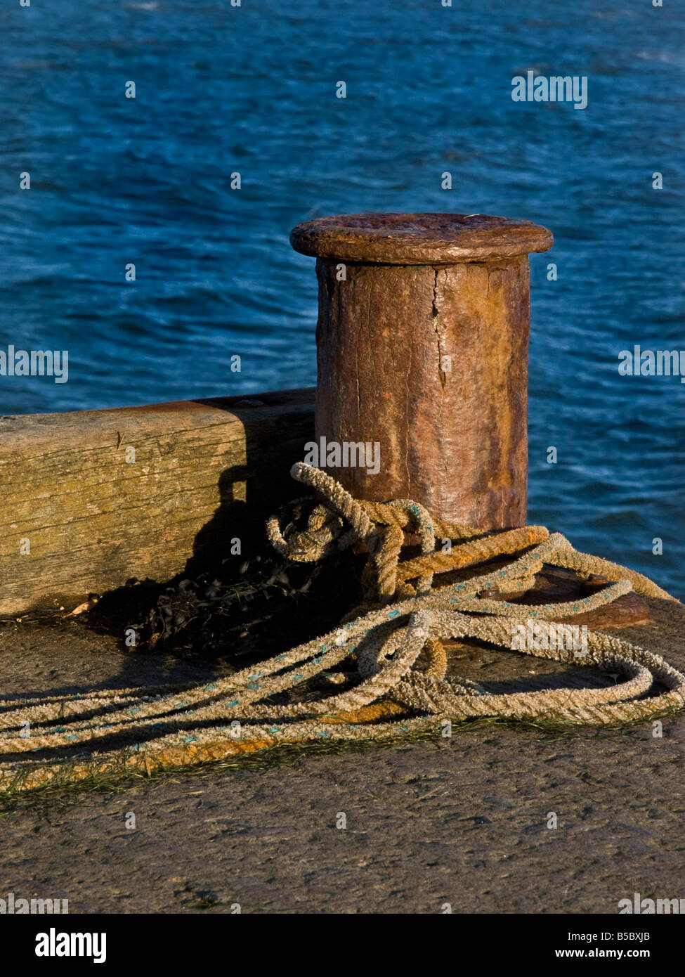 Capstan hi-res stock photography and images - Alamy