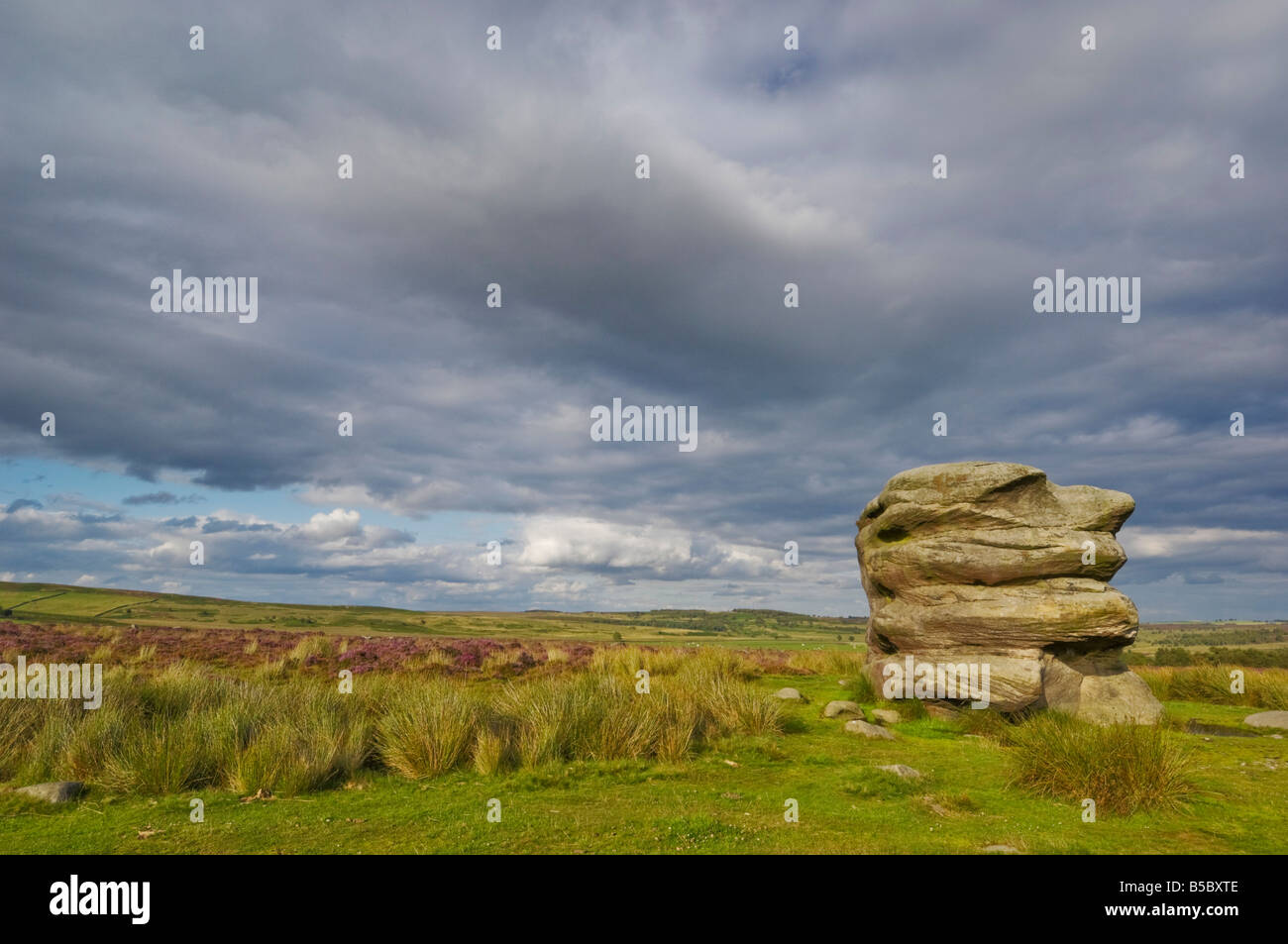 Eagle stone rock formation hi-res stock photography and images - Alamy