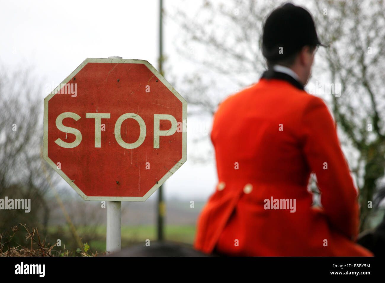 Stop fox hunting hi-res stock photography and images - Alamy