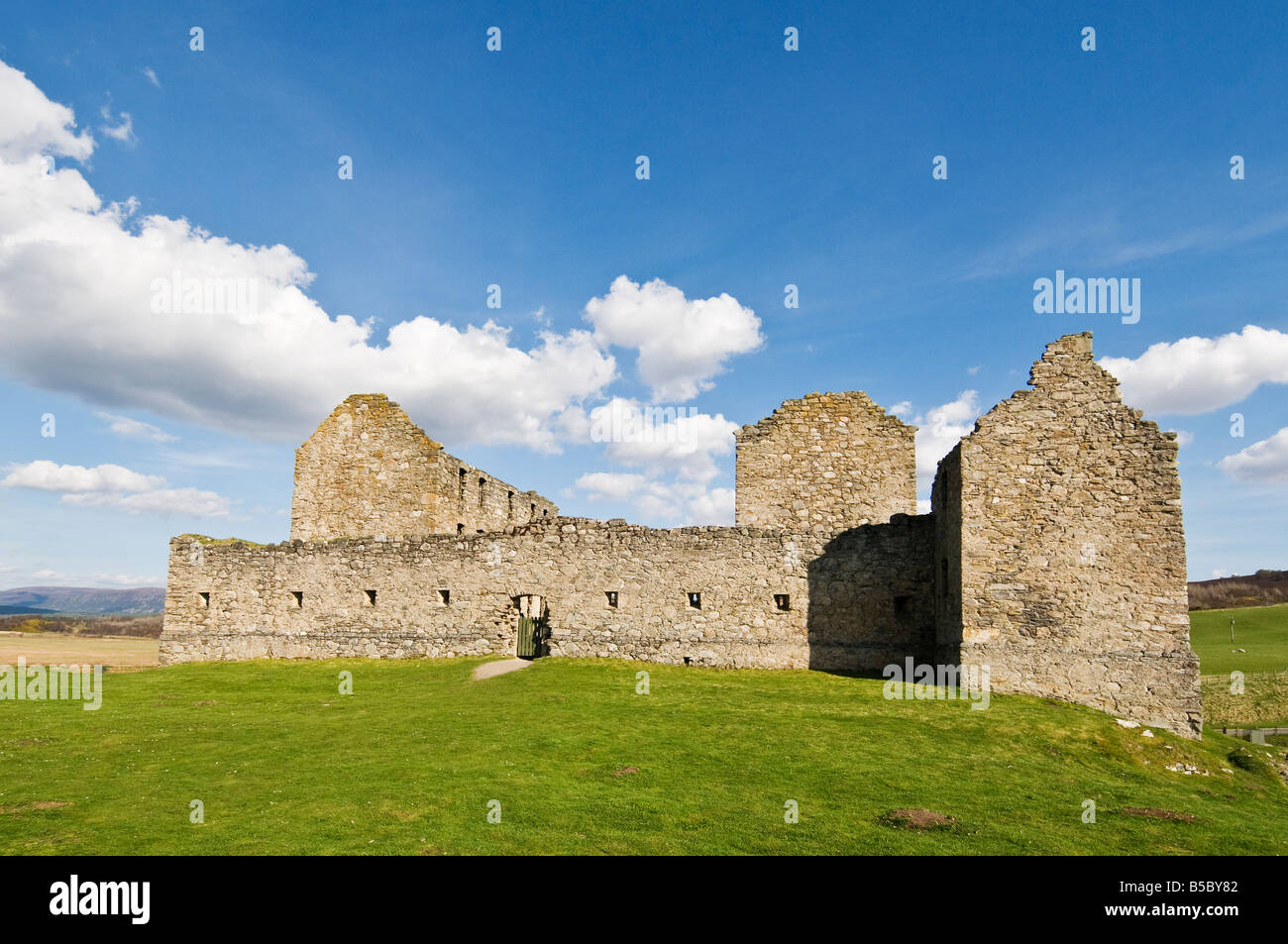 The 18th Century hilltop ruin of Ruthven Barracks, Ruthven, Scotland ...