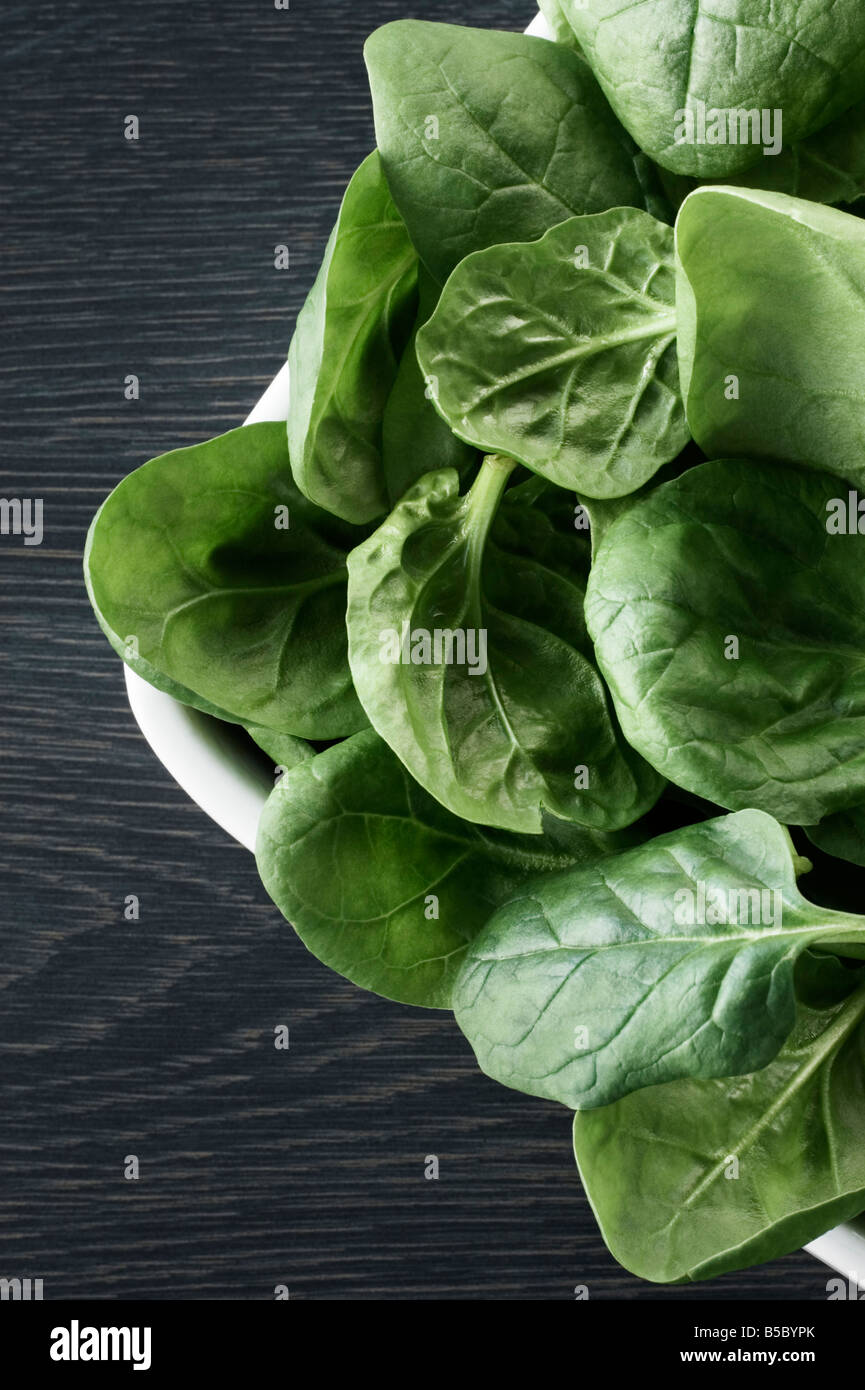 Spinach style hi-res stock photography and images - Alamy