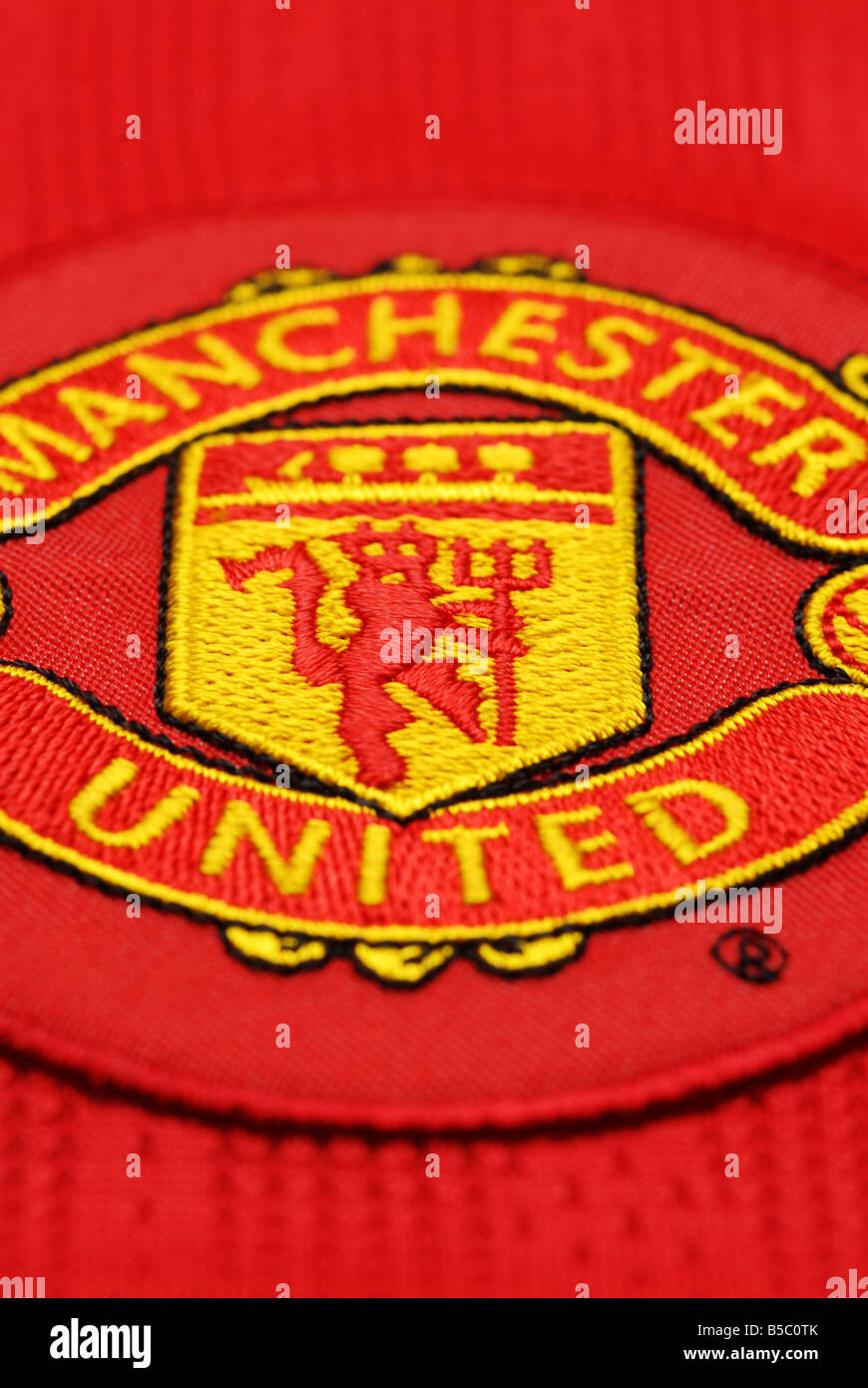 Man utd badge hi-res stock photography and images - Alamy