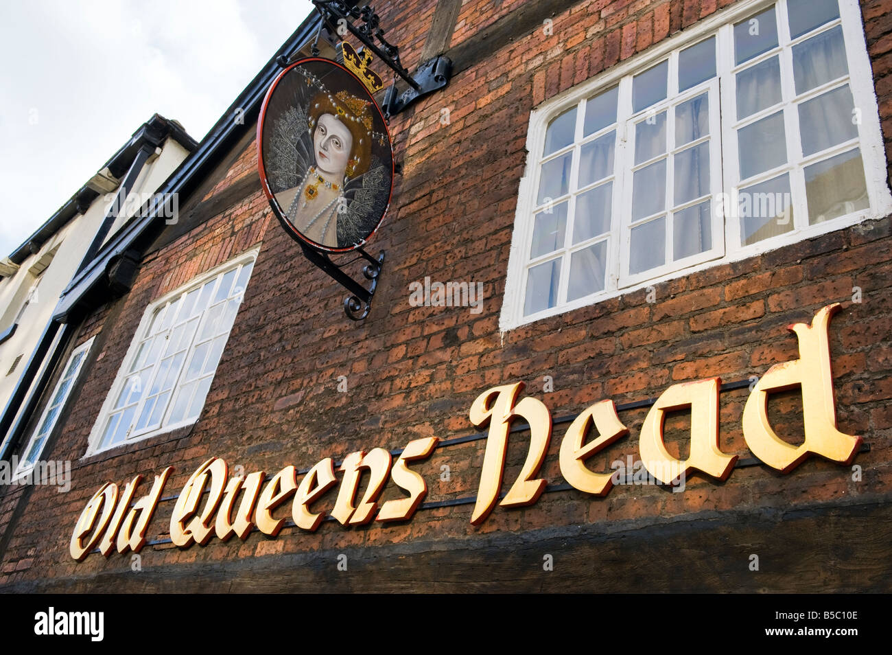 Old Queens Head pub in Sheffield, South Yorkshire,England, "Great ...