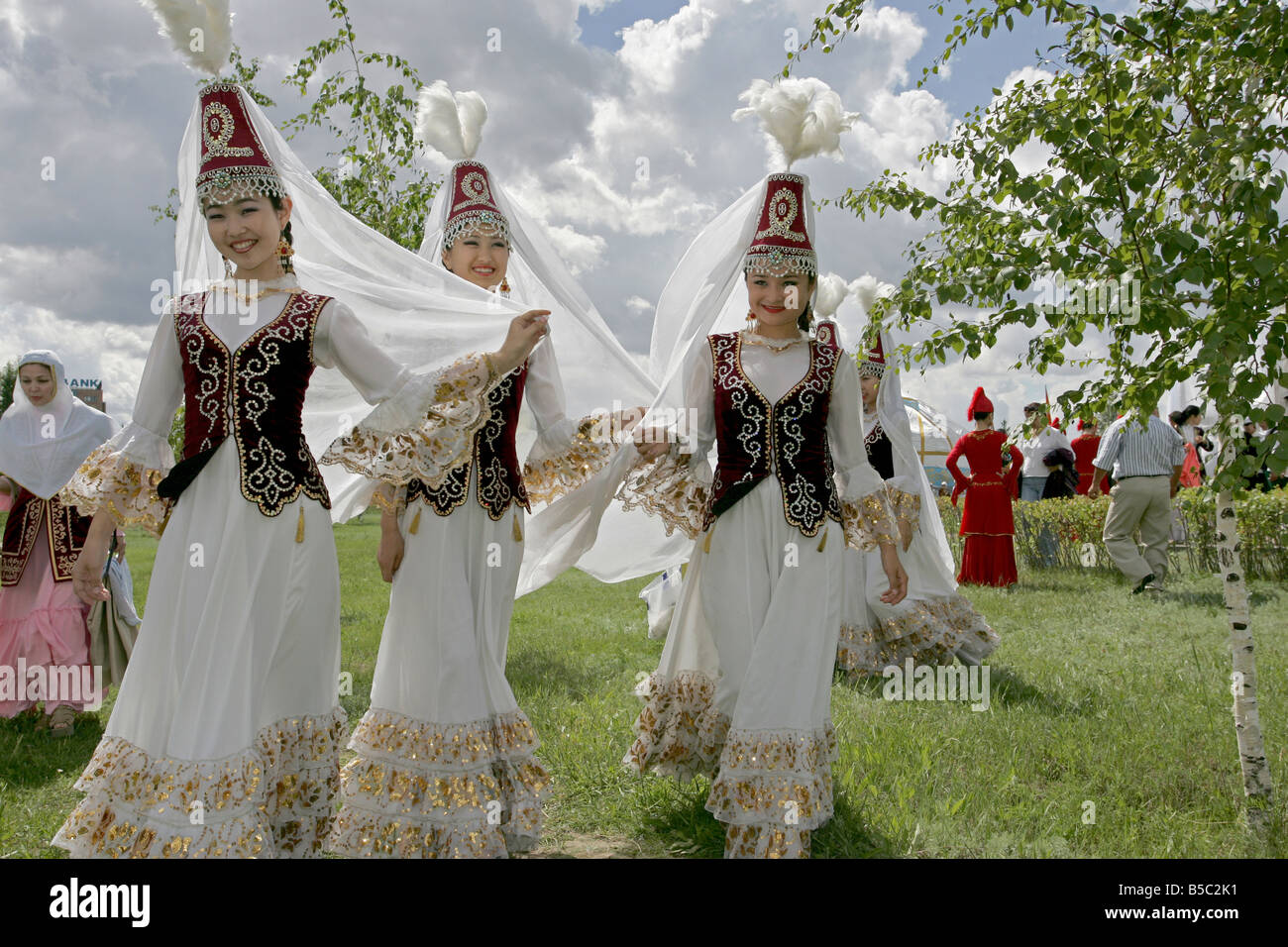 Young Kazakh Girls In Dresses Of Bride Kazakhstan Stock Photo - Alamy