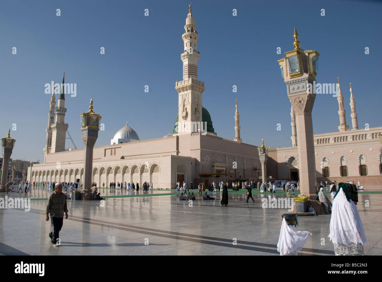 The green dome under which the Prophet Muhammed is buried next to the ...