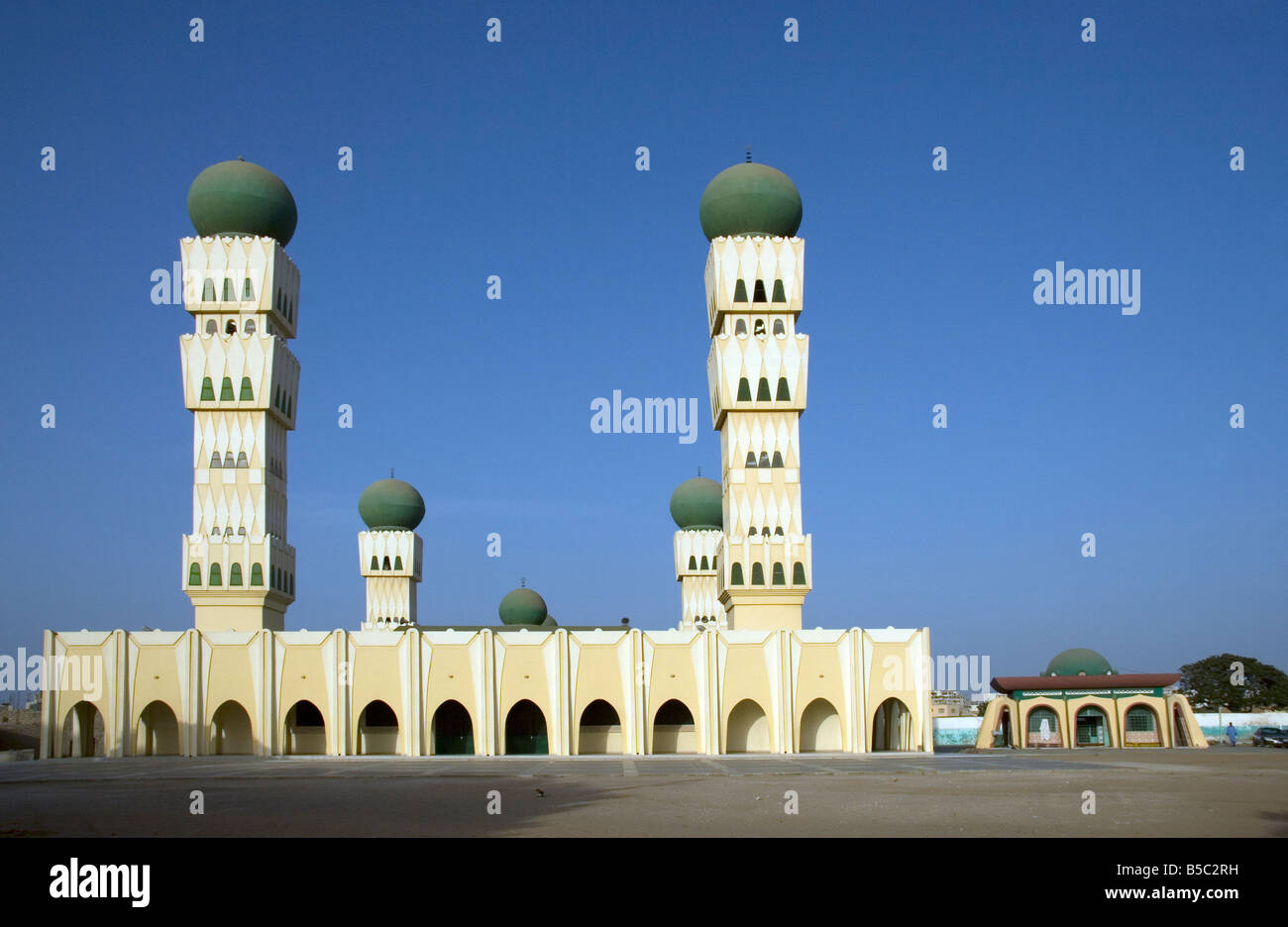 Mausoleum of marabout Seydou Nourou Tall founder of branch of Tidjane ...