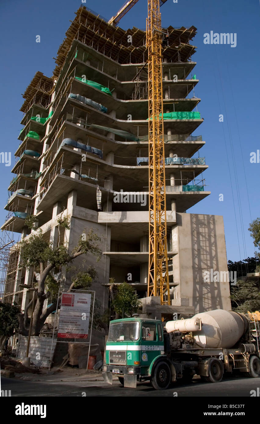 Major office building under construction in central Dakar Senegal Stock Photo - Alamy