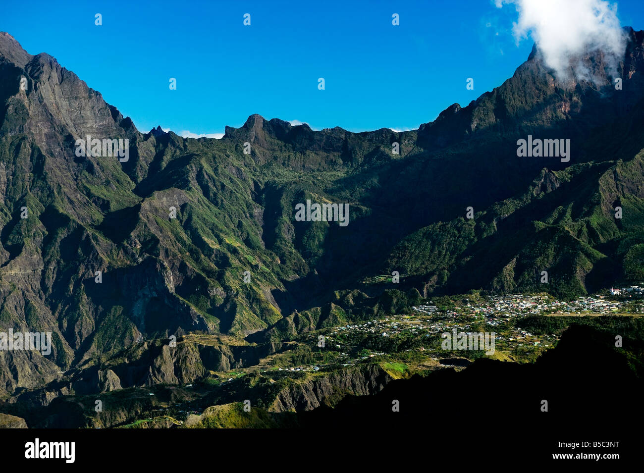 Indian circus hi-res stock photography and images - Alamy