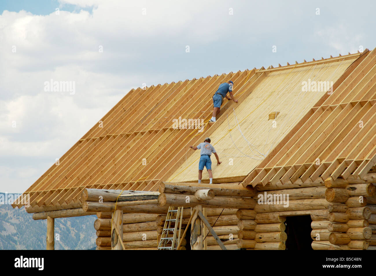 Neighborhood house construction hi-res stock photography and images - Alamy