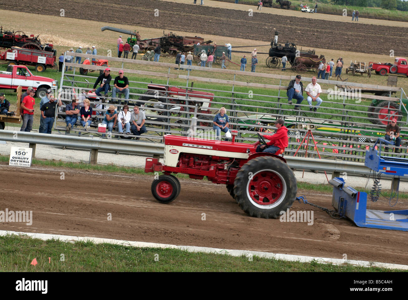 Tractor pulling contest in farming community Stock Photo - Alamy