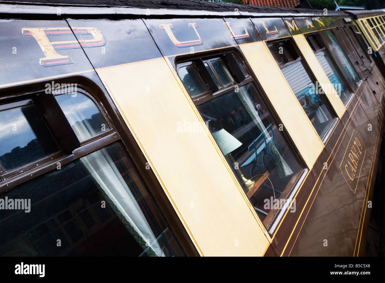 Pullman railway car hi-res stock photography and images - Alamy