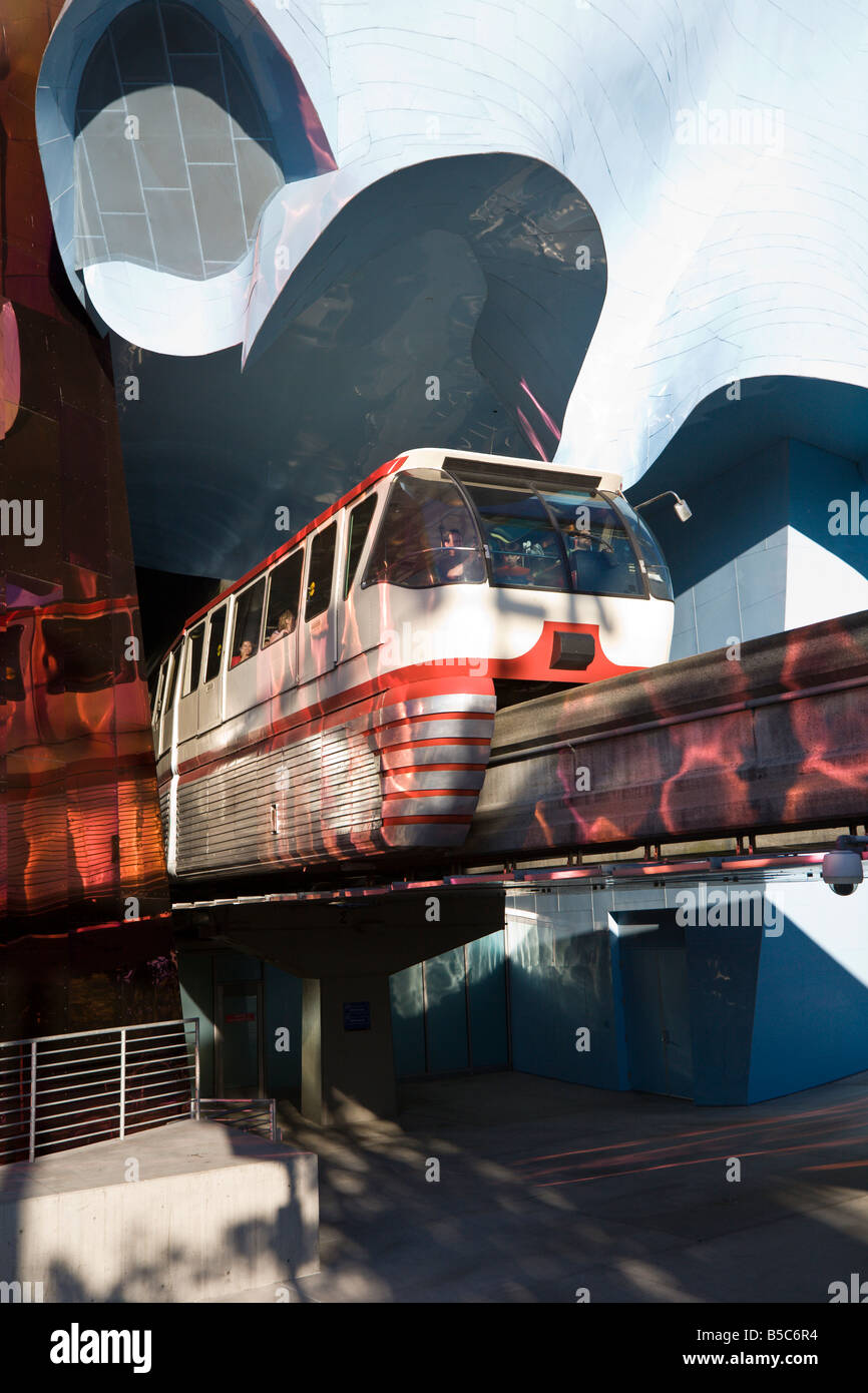 Building modern monorail hi-res stock photography and images - Alamy