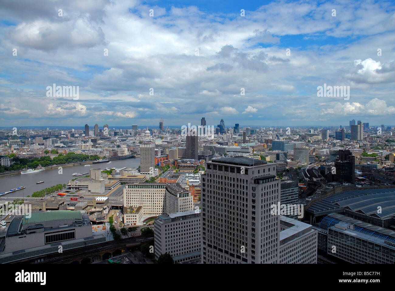 Southbank london aerial hi-res stock photography and images - Alamy
