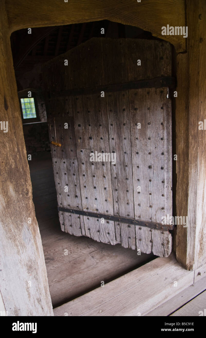 Inside court stock uk hi-res stock photography and images - Alamy