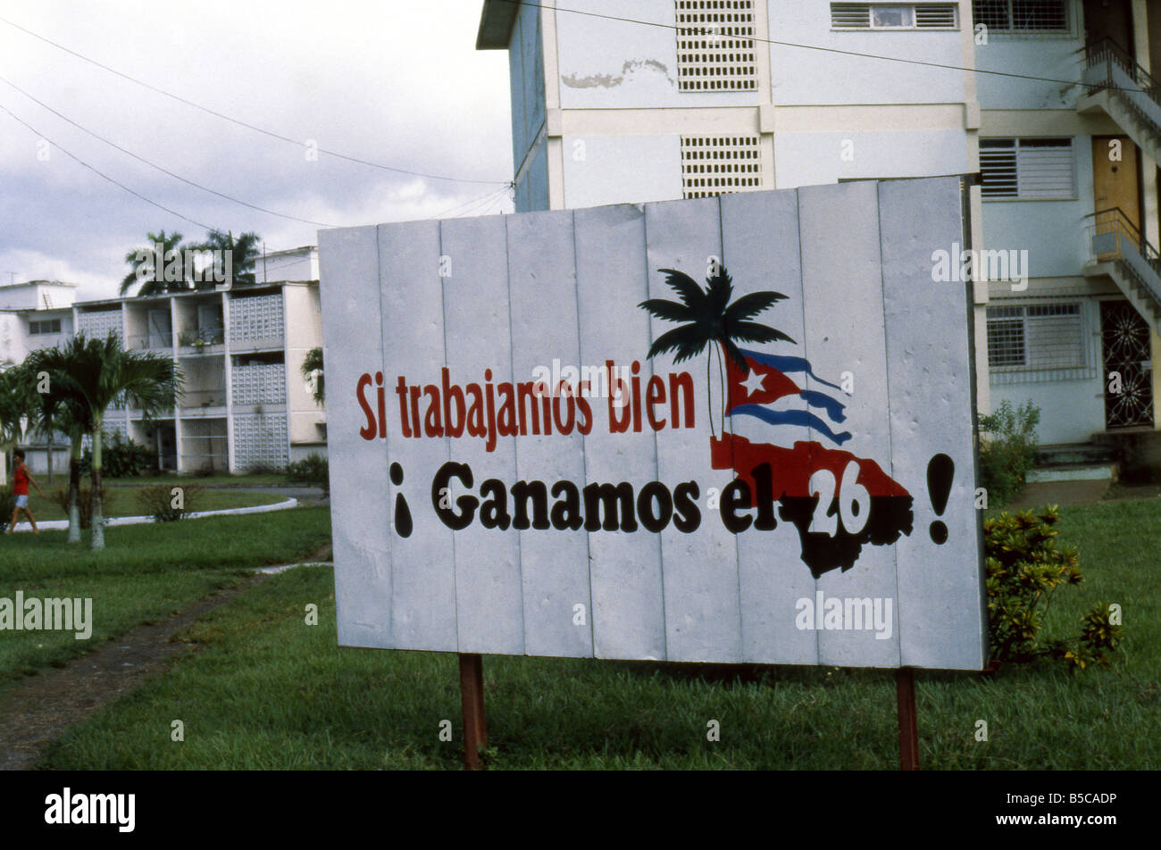 Cuba, Santa Clara, sign, political slogan Stock Photo - Alamy