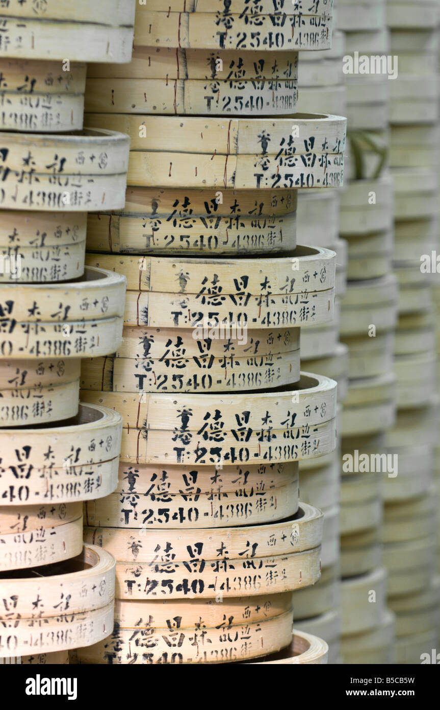 Stack of bamboo steamer hi-res stock photography and images - Alamy